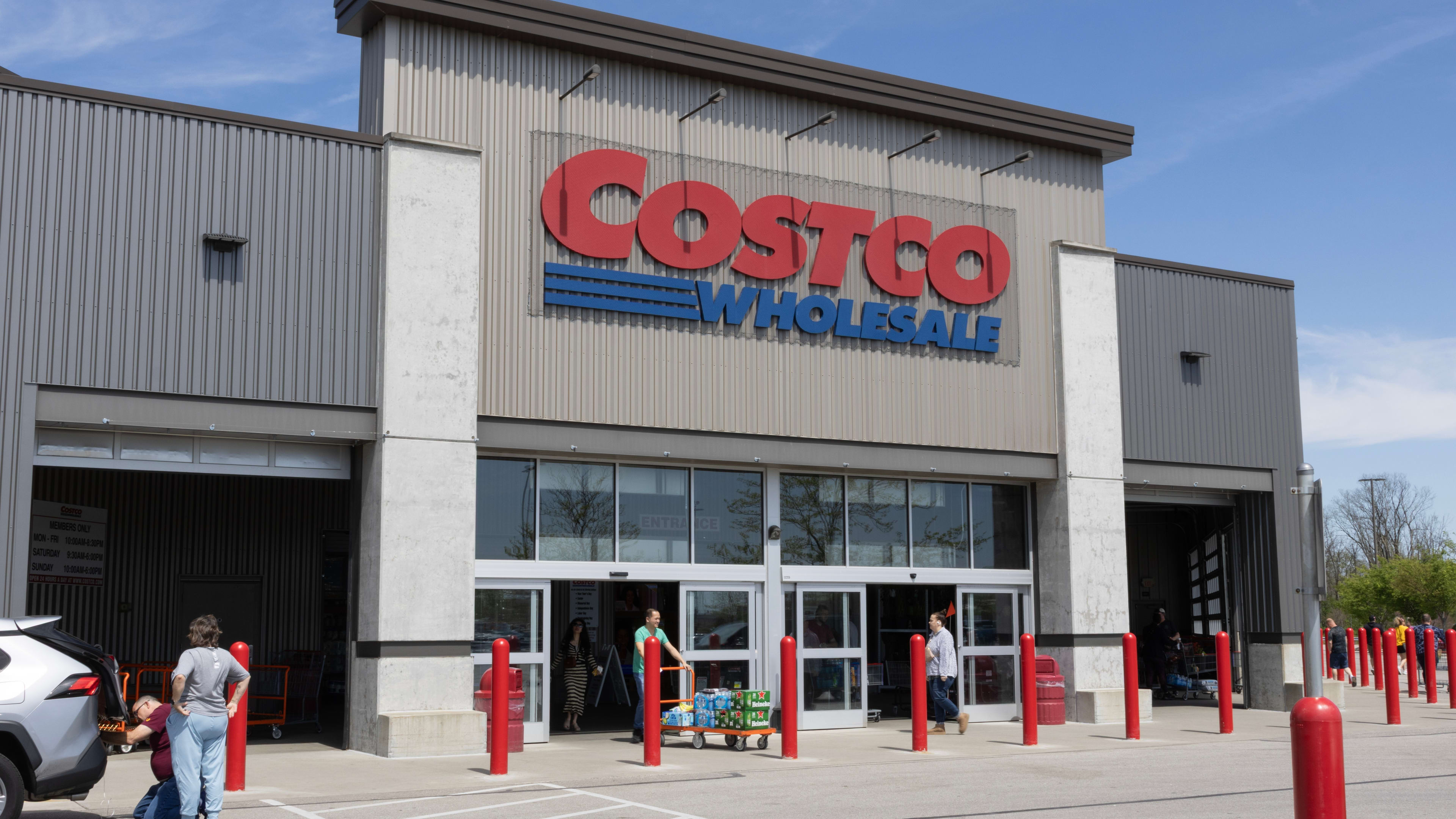 Is Costco Open on Labor Day? 2025 Holiday Hours - Men's Journal