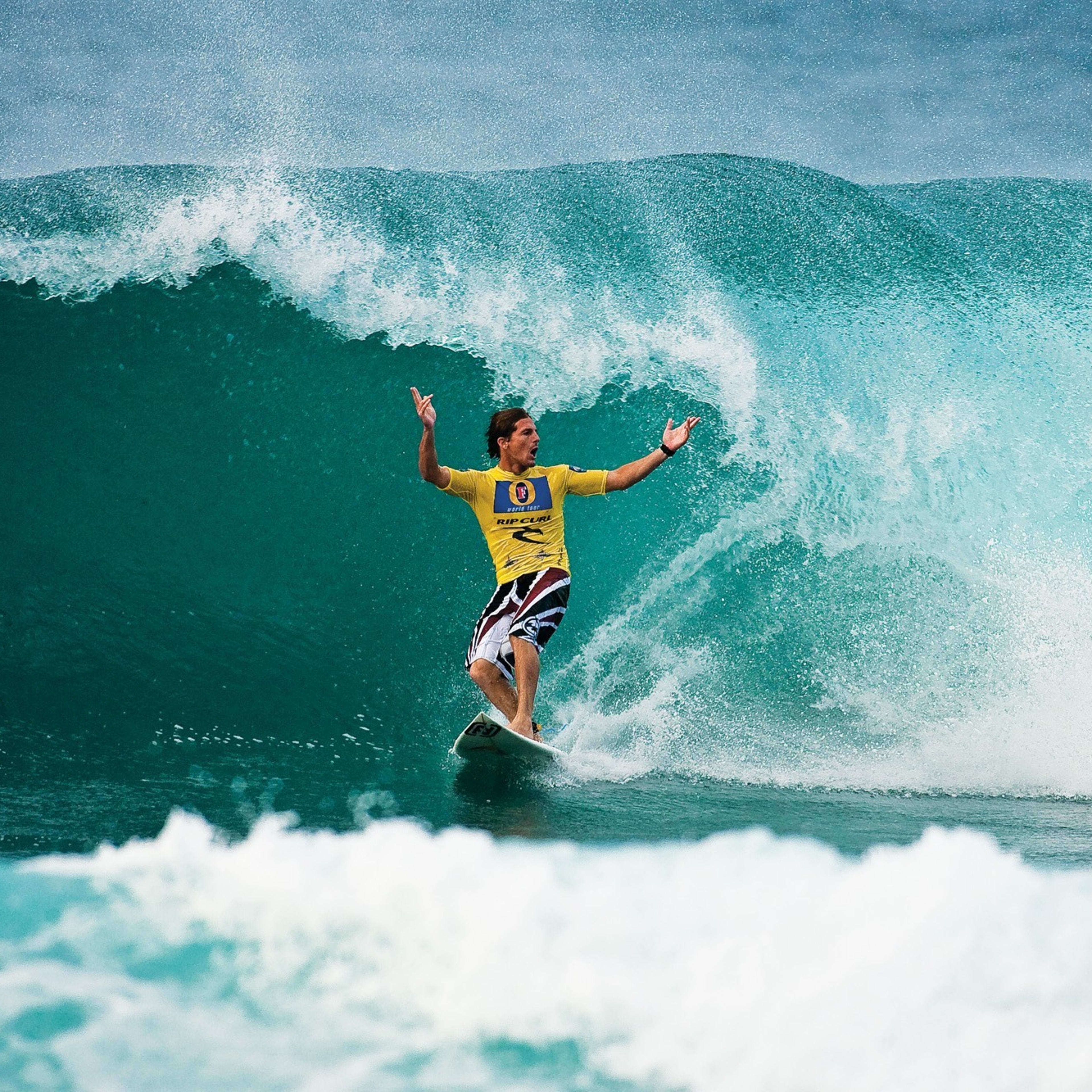 Big-Wave Surfer Hospitalized After Brutal Pipeline Wipeout - Men's Journal