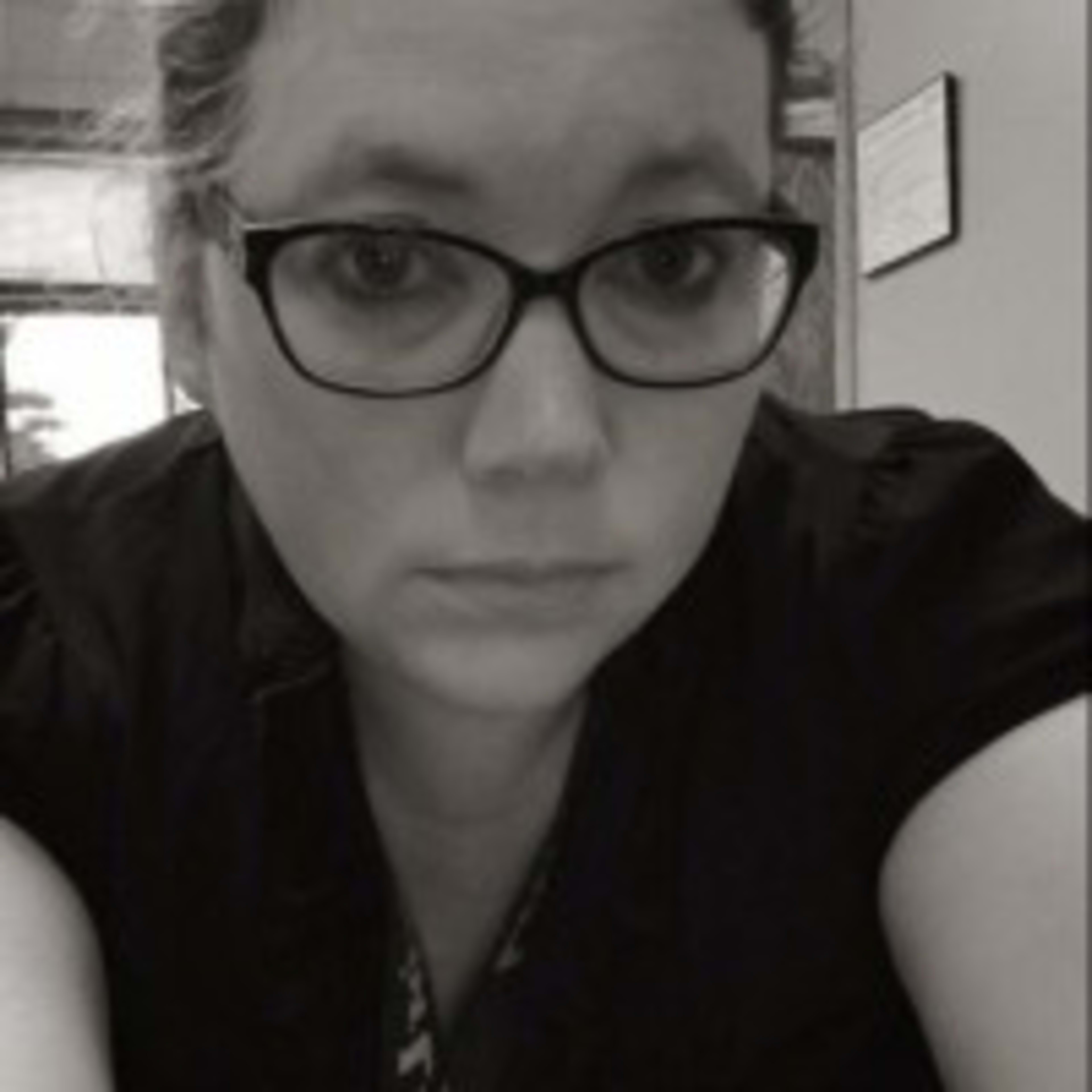 "The Chalk Man" By C.J. Tudor: Review and Summary - Owlcation