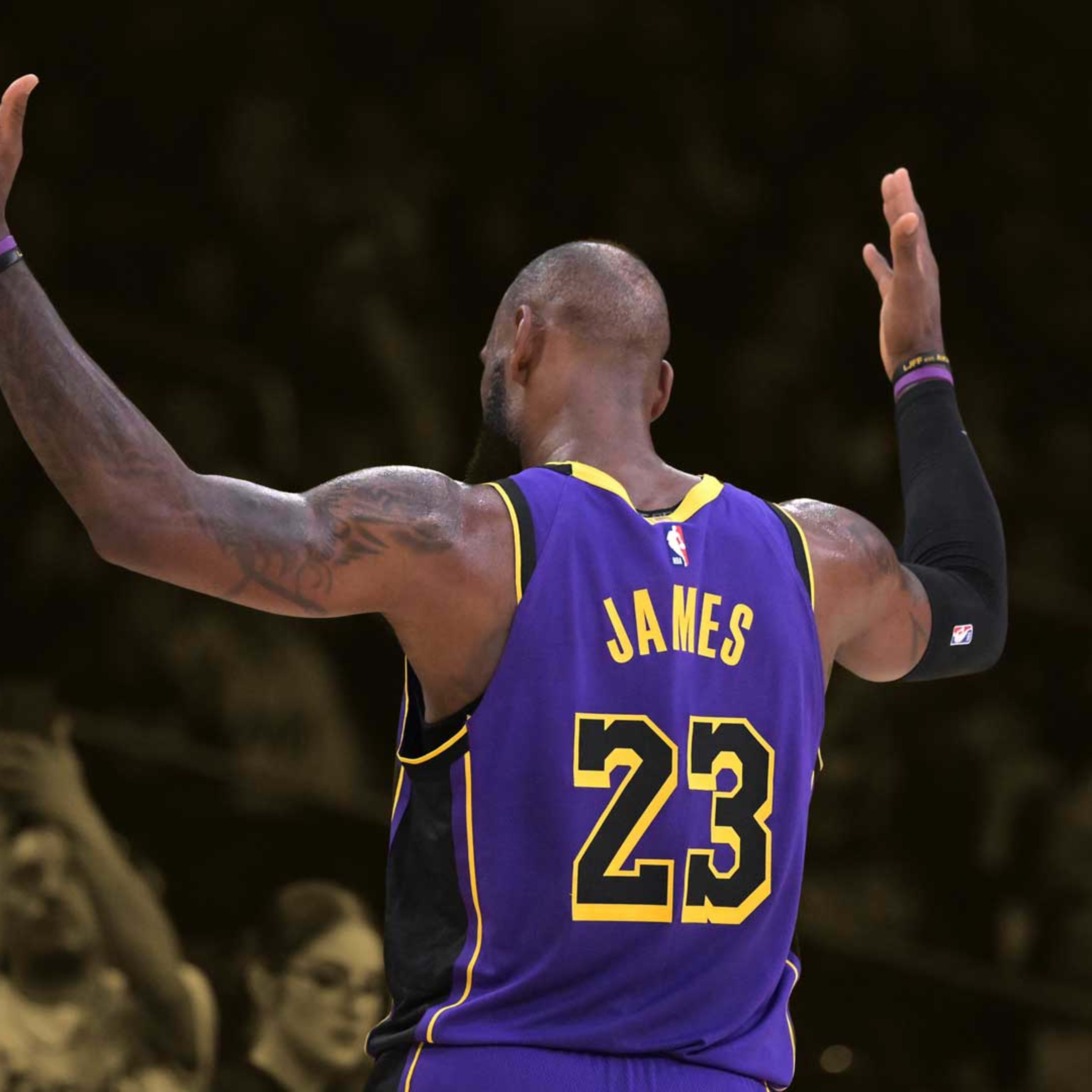 LeBron denied staring down Jordan during a fastbreak dunk - Basketball ...