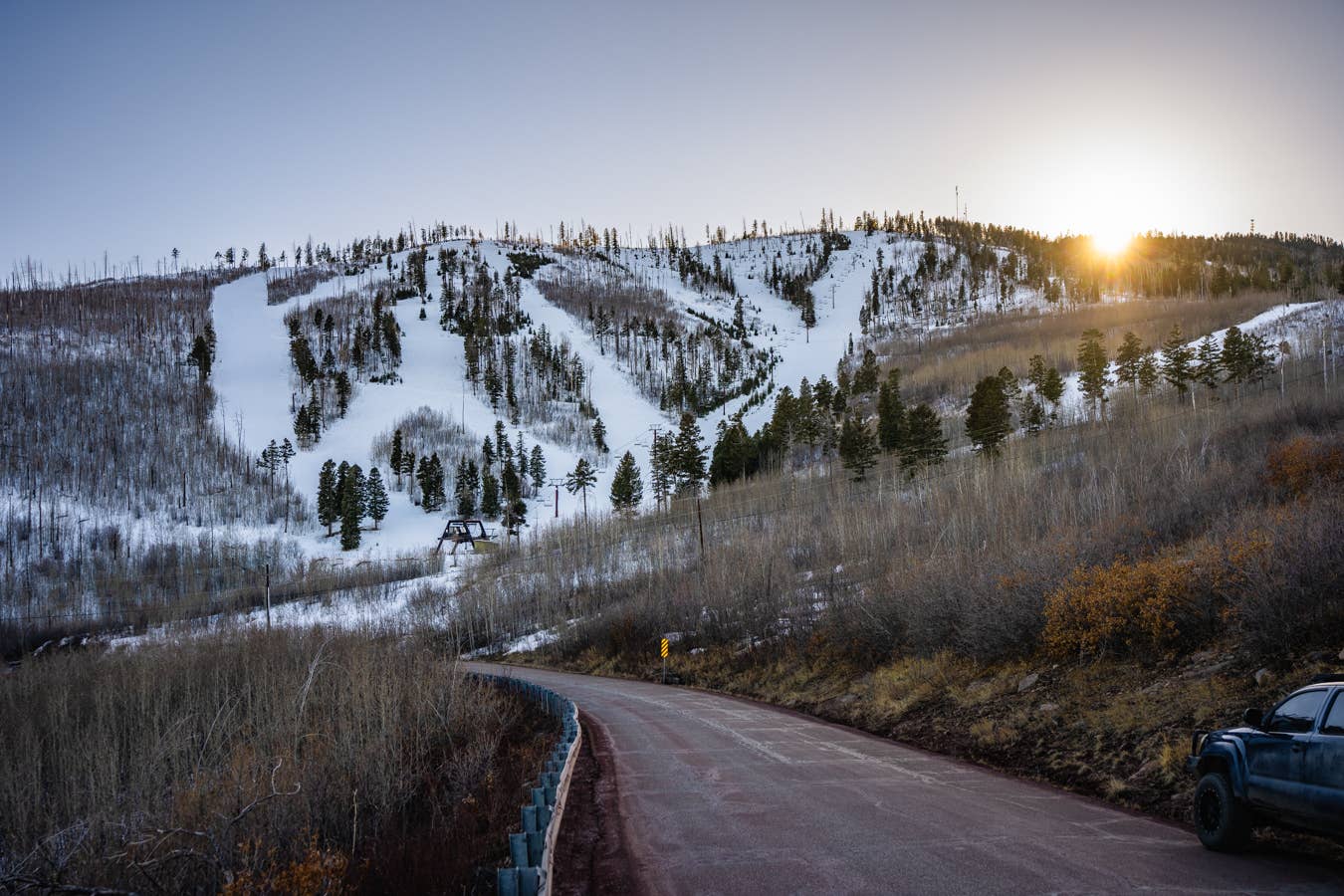 The Best Alaska Ski Resorts and Heli-Skiing Adventures - Powder